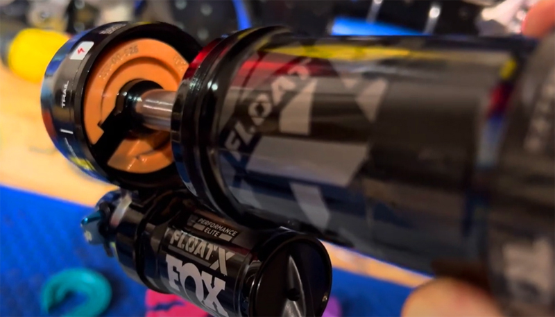 Kit espaciadores volumen de aire Fox Float X Live Valve Neo